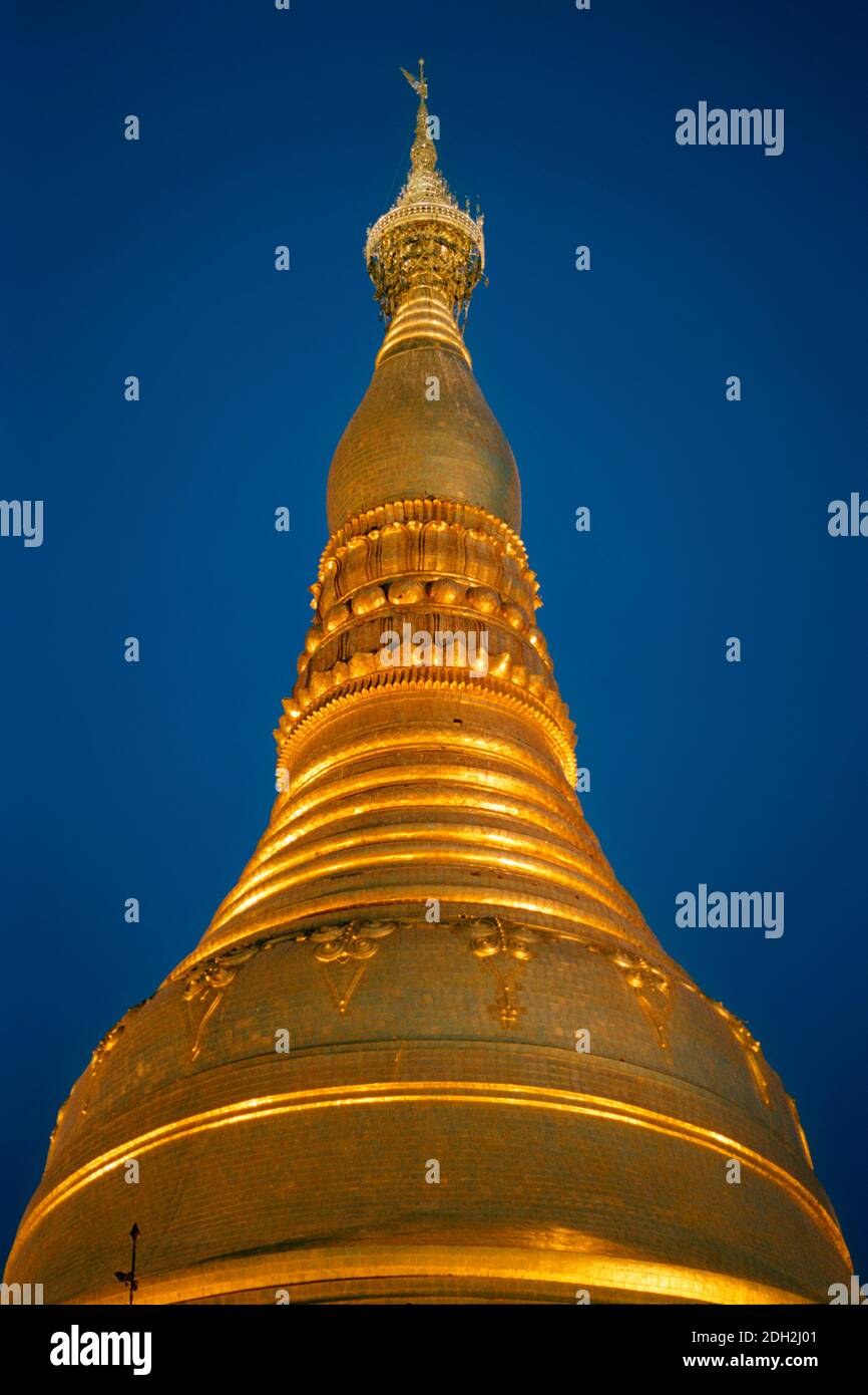 Shwedagon pagoda at night hi-res stock photography and images - Alamy