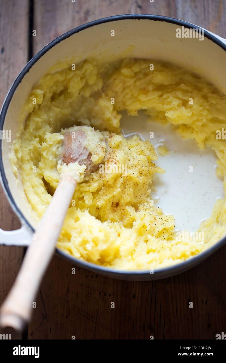 Mashed Potatoes And Butter High Resolution Stock Photography and Images ...