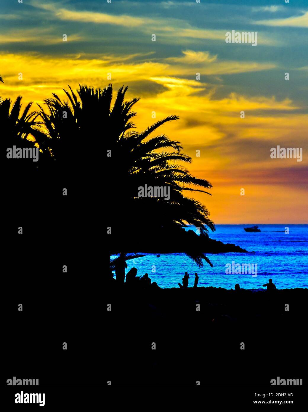 Mansa Beach Sunset Scene, Punta del Este, Uruguay Stock Photo - Alamy