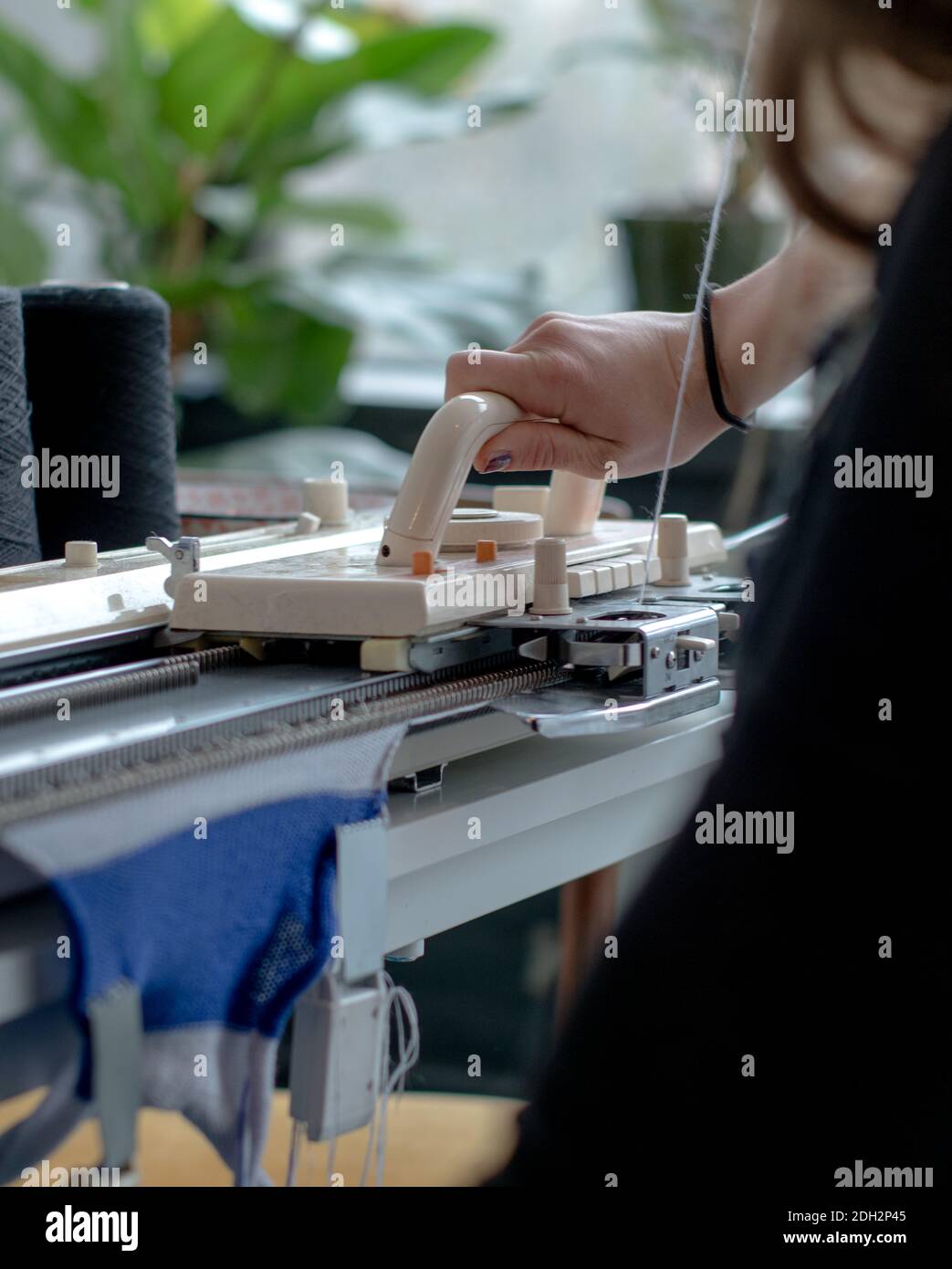 Knitting machines hi-res stock photography and images - Alamy