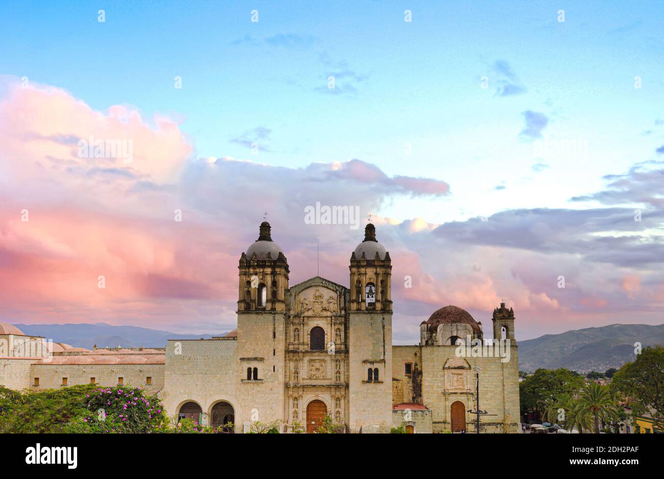 Oaxaca, Mexico, Scenic old city streets and colorful colonial buildings ...