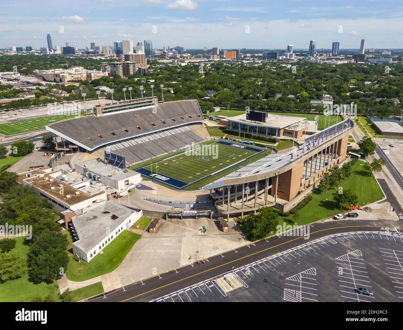 Footballstadion hi-res stock photography and images - Alamy