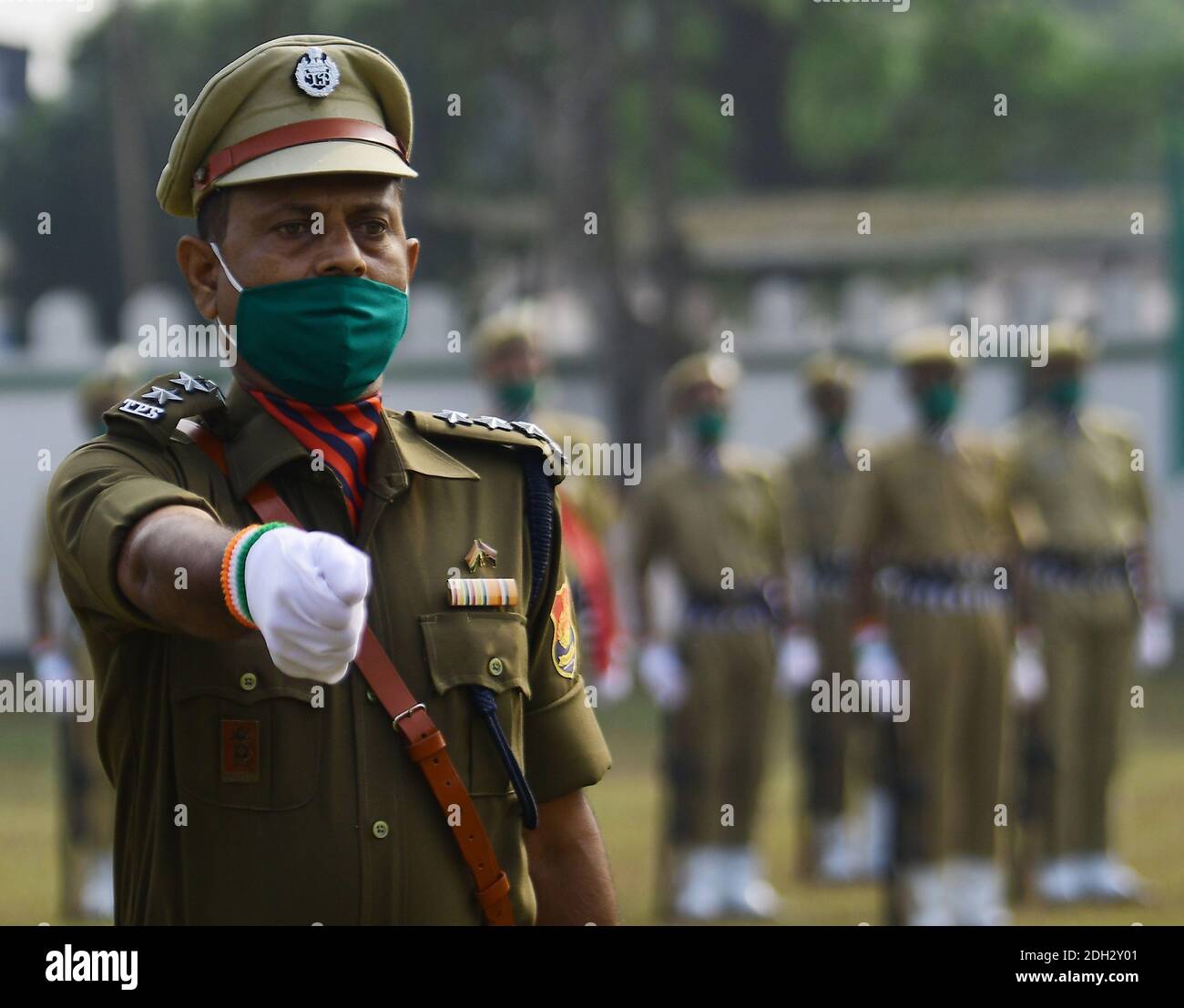 Man salute india hi-res stock photography and images - Alamy