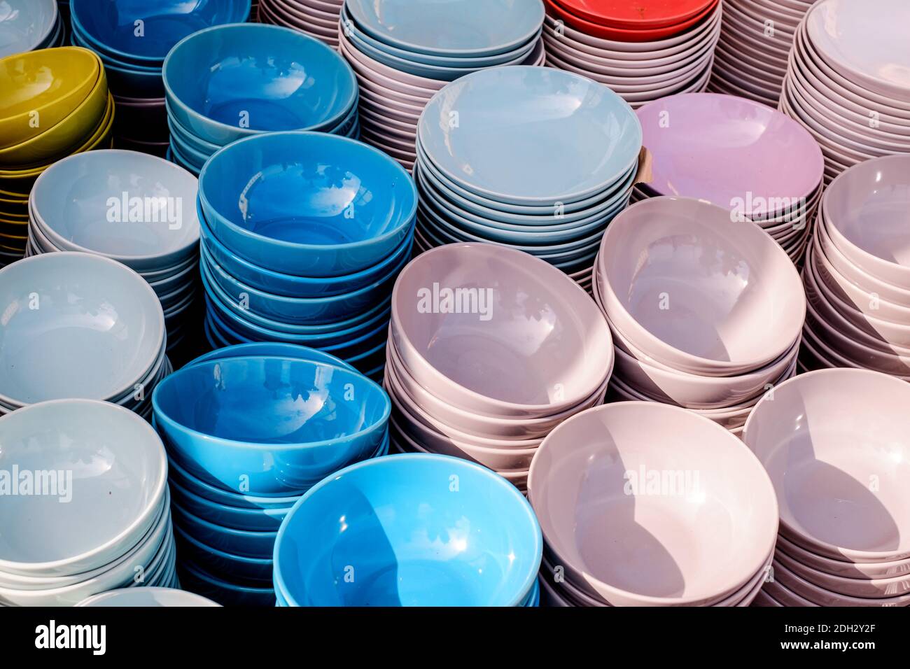 colored ceramic bowls at the market Stock Photo - Alamy