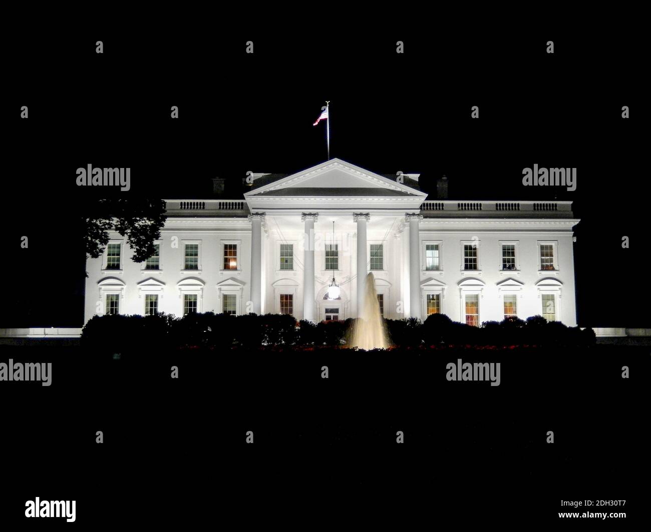 White House Front At Night