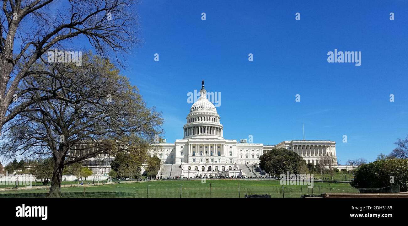 A panoramic view of the United States Capitol Building western facade ...