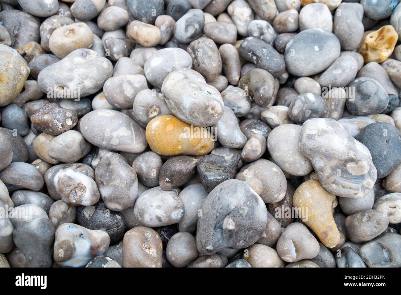 Pebbles beach close up sand hi-res stock photography and images - Alamy