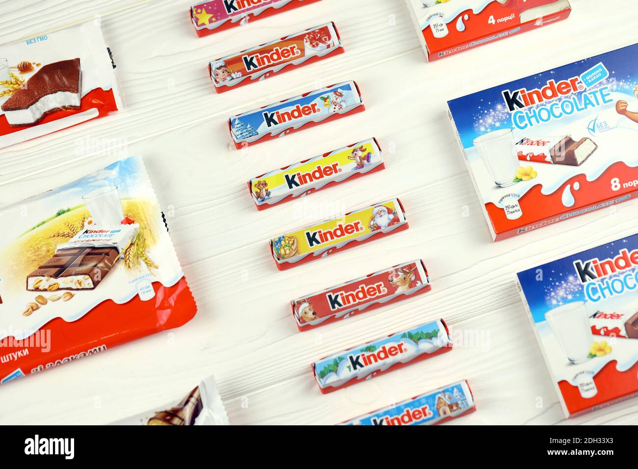 KHARKOV, UKRAINE - NOVEMBER 24, 2020: Kinder small Chocolate bars in ...