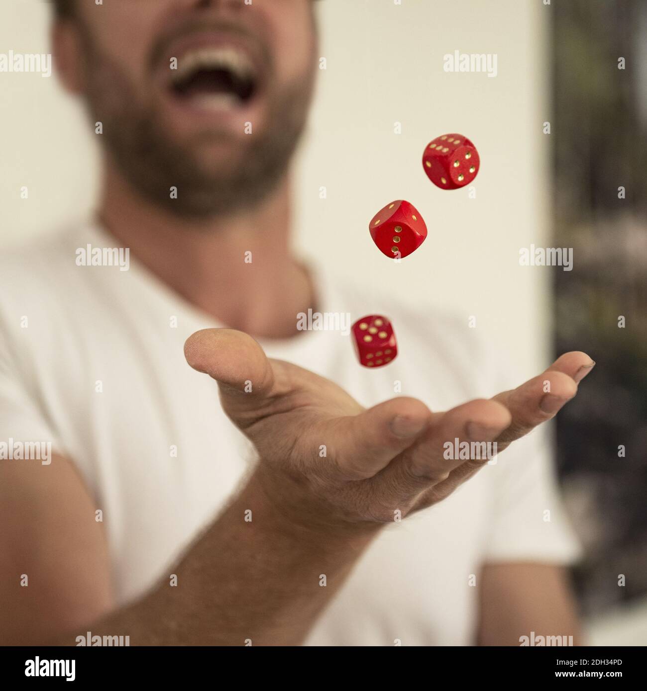 Man juggles hi-res stock photography and images - Alamy