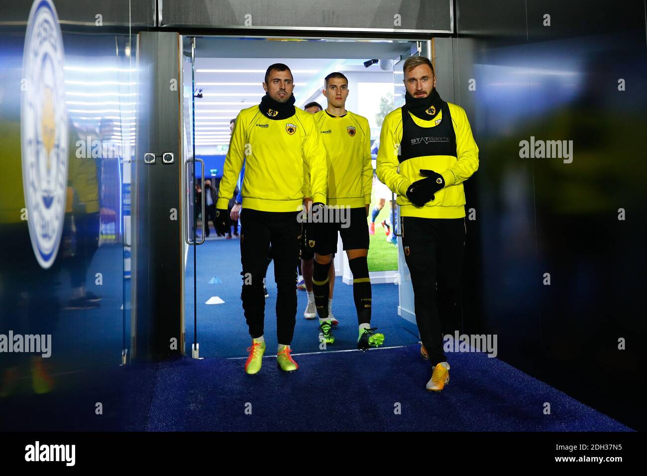 The aek athens players during training hi-res stock photography and ...