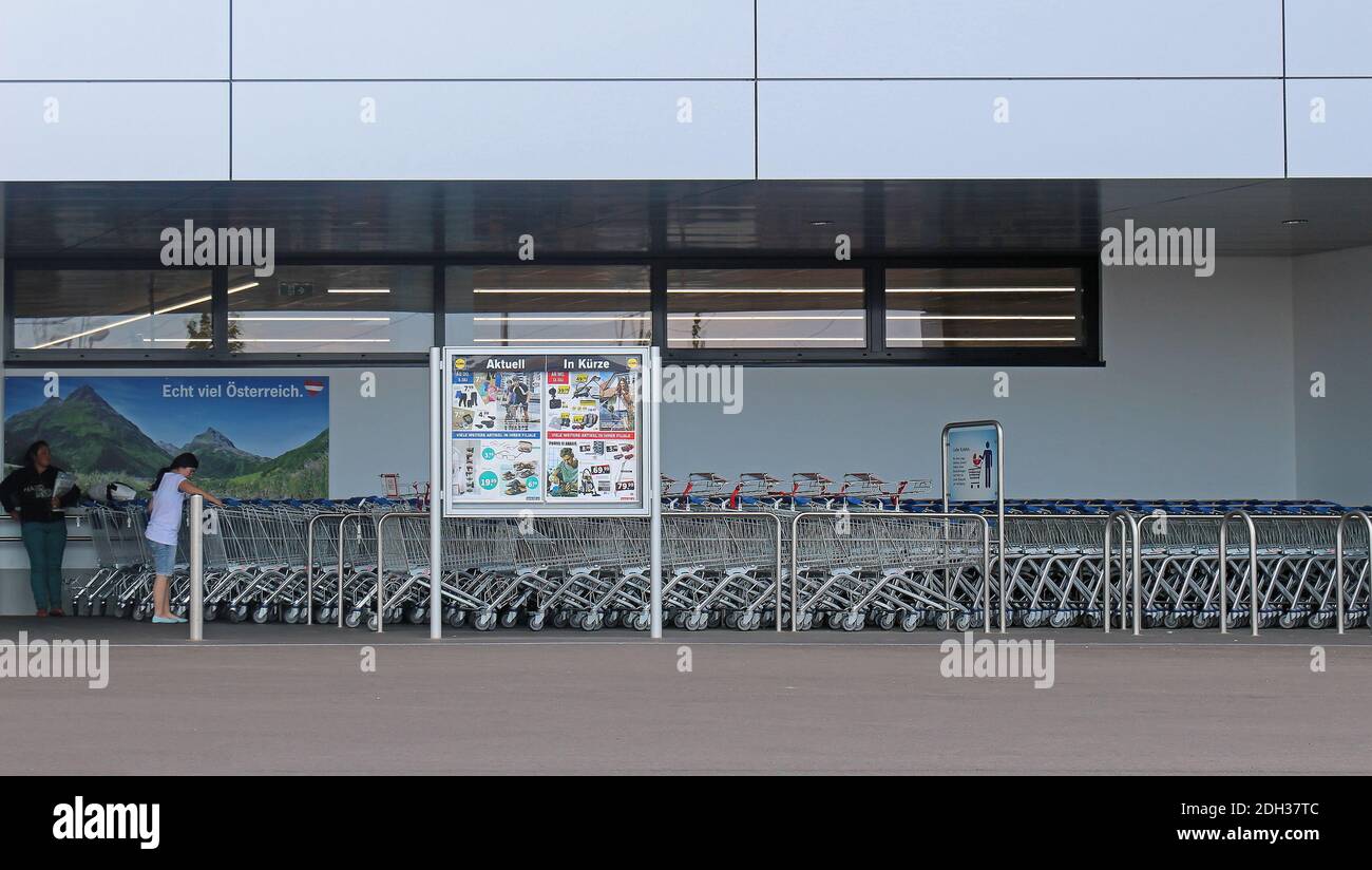 2015 exterior hi-res stock photography and images - Alamy