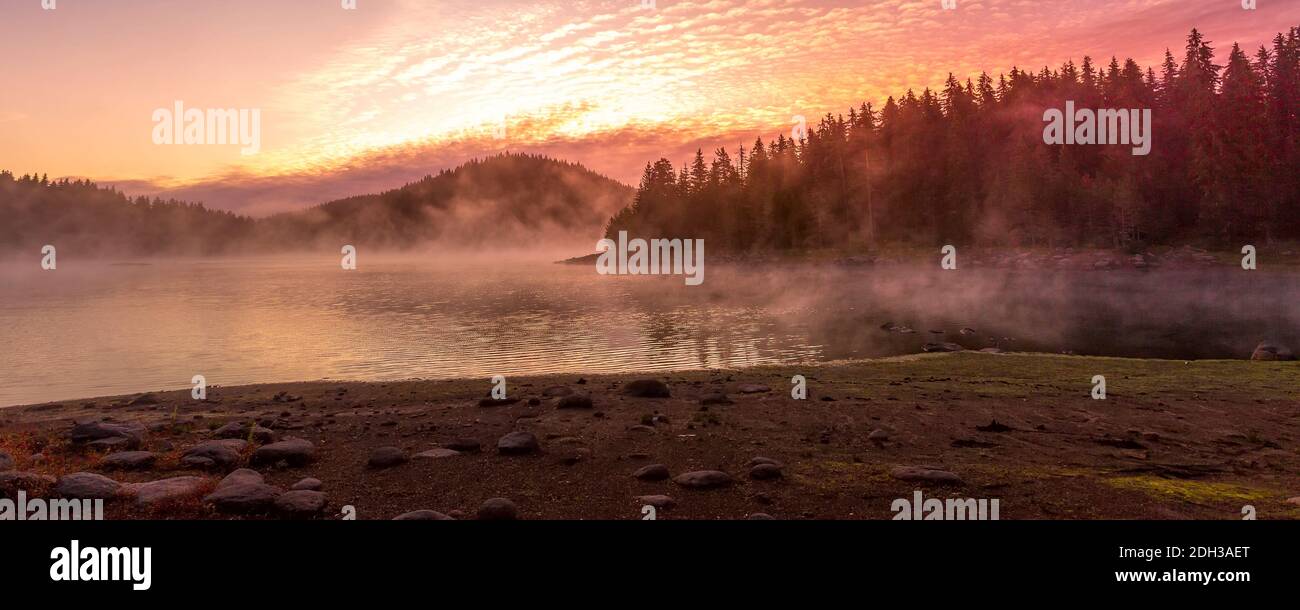 Beautiful sunny serene rural hi-res stock photography and images - Alamy