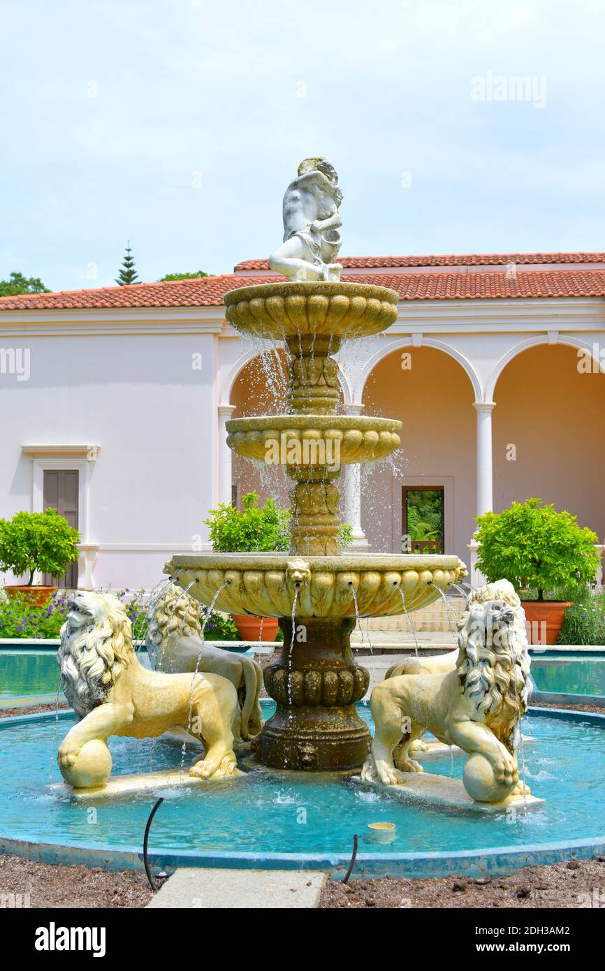 HAMILTON, NEW ZEALAND - Dec 02, 2020: View of fountain in Italian ...