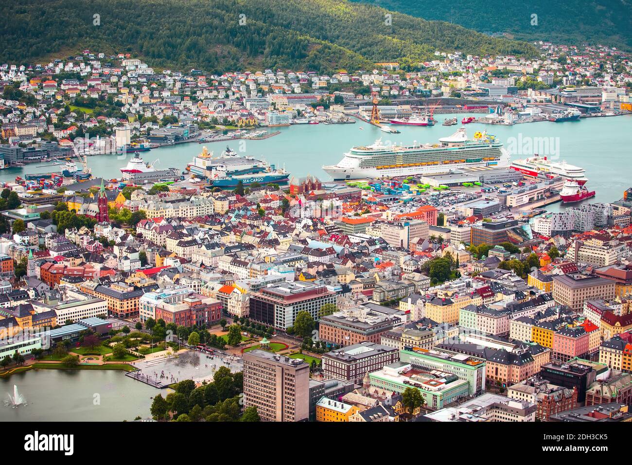 Bergen, Norway city view with port Stock Photo - Alamy