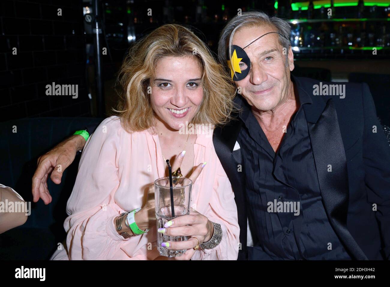 Alain Benoist et sa fille assistent a la soiree Facade Pirate pour ...