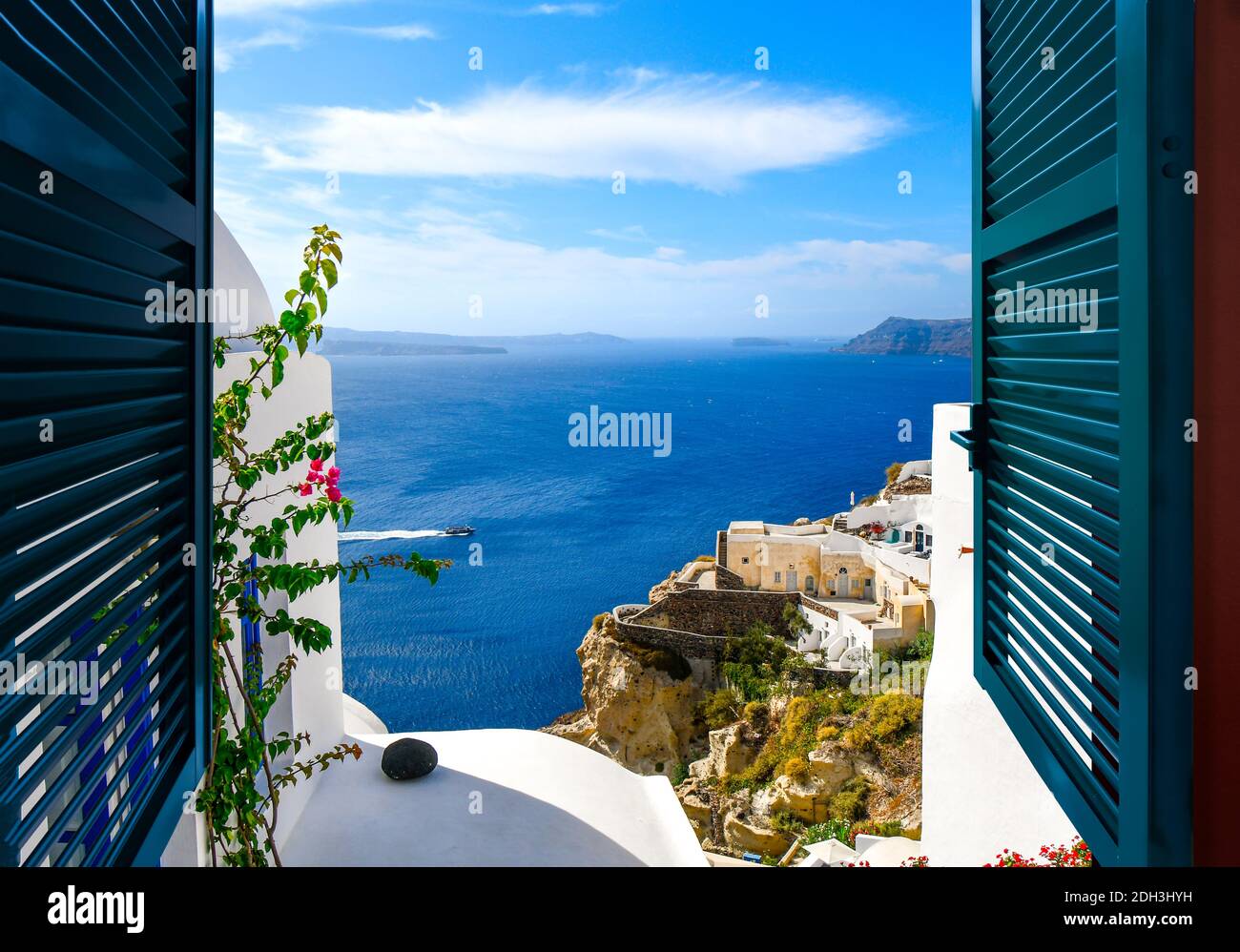 Scenic view from window sea hi-res stock photography and images - Alamy