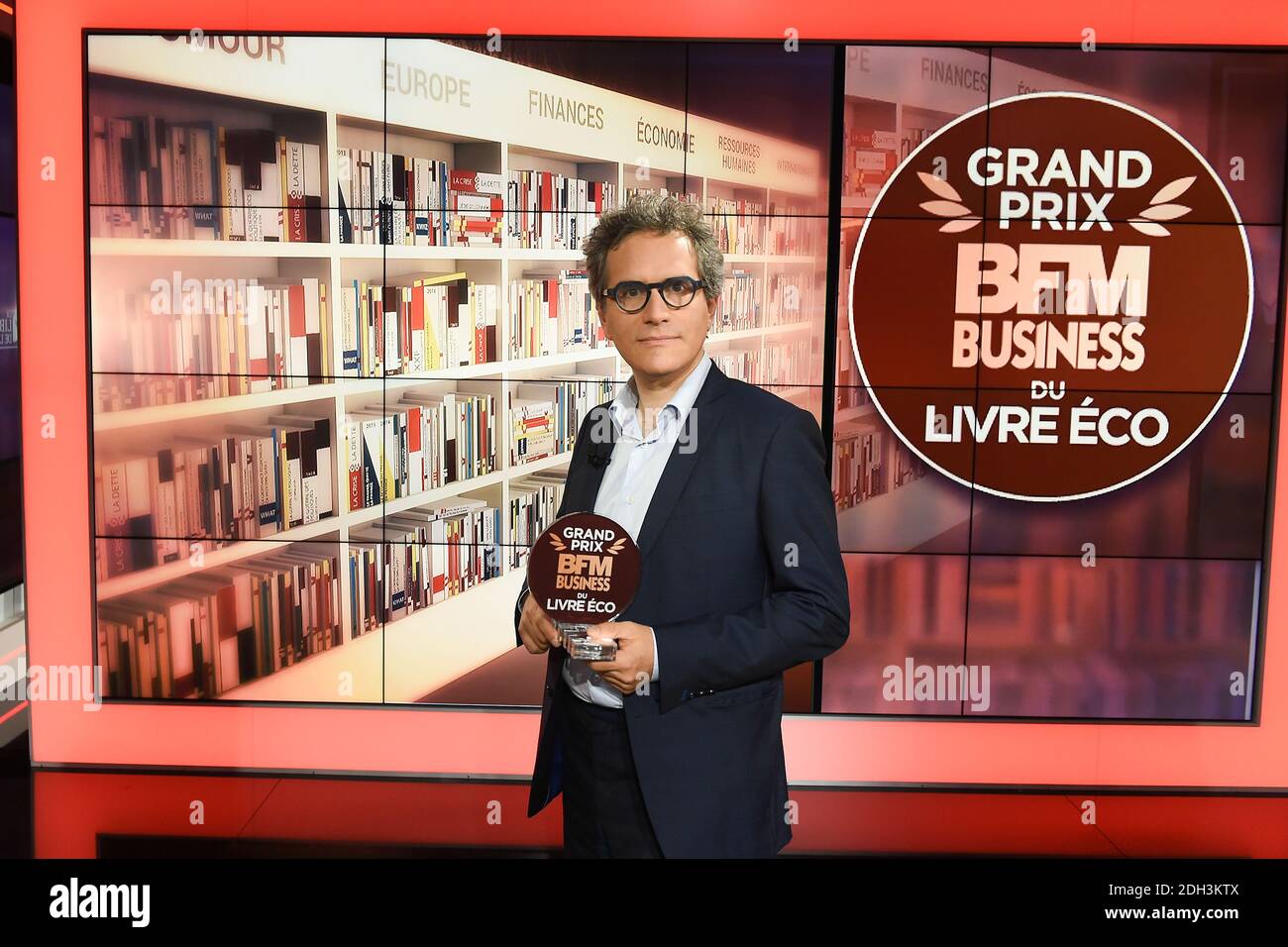 David Spector recoit le Grand Prix du Livre ECO de BFM Business pour ...