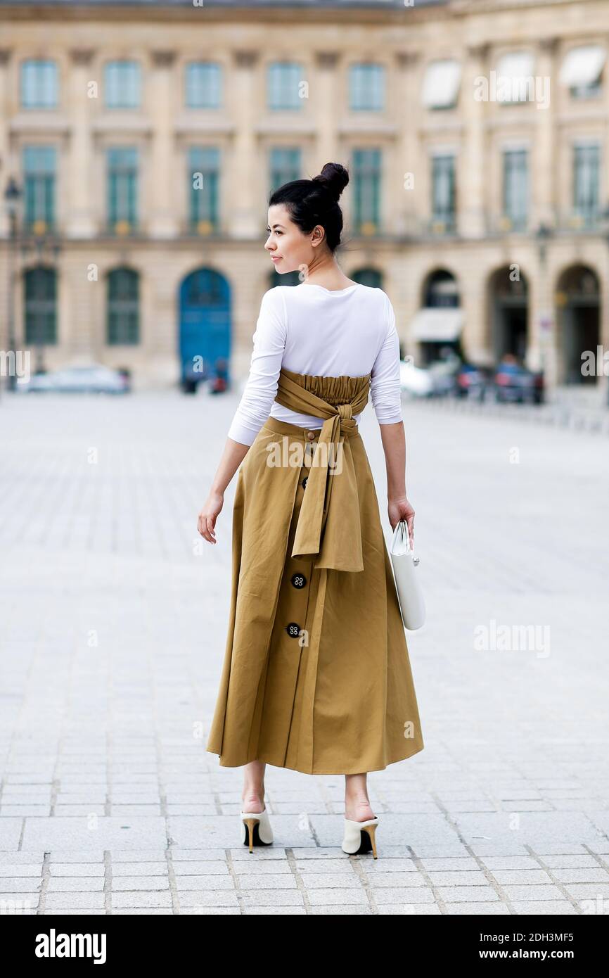 Street style, Anna Ivchenko arriving at Schiaparelli Fall-Winter 2017 ...