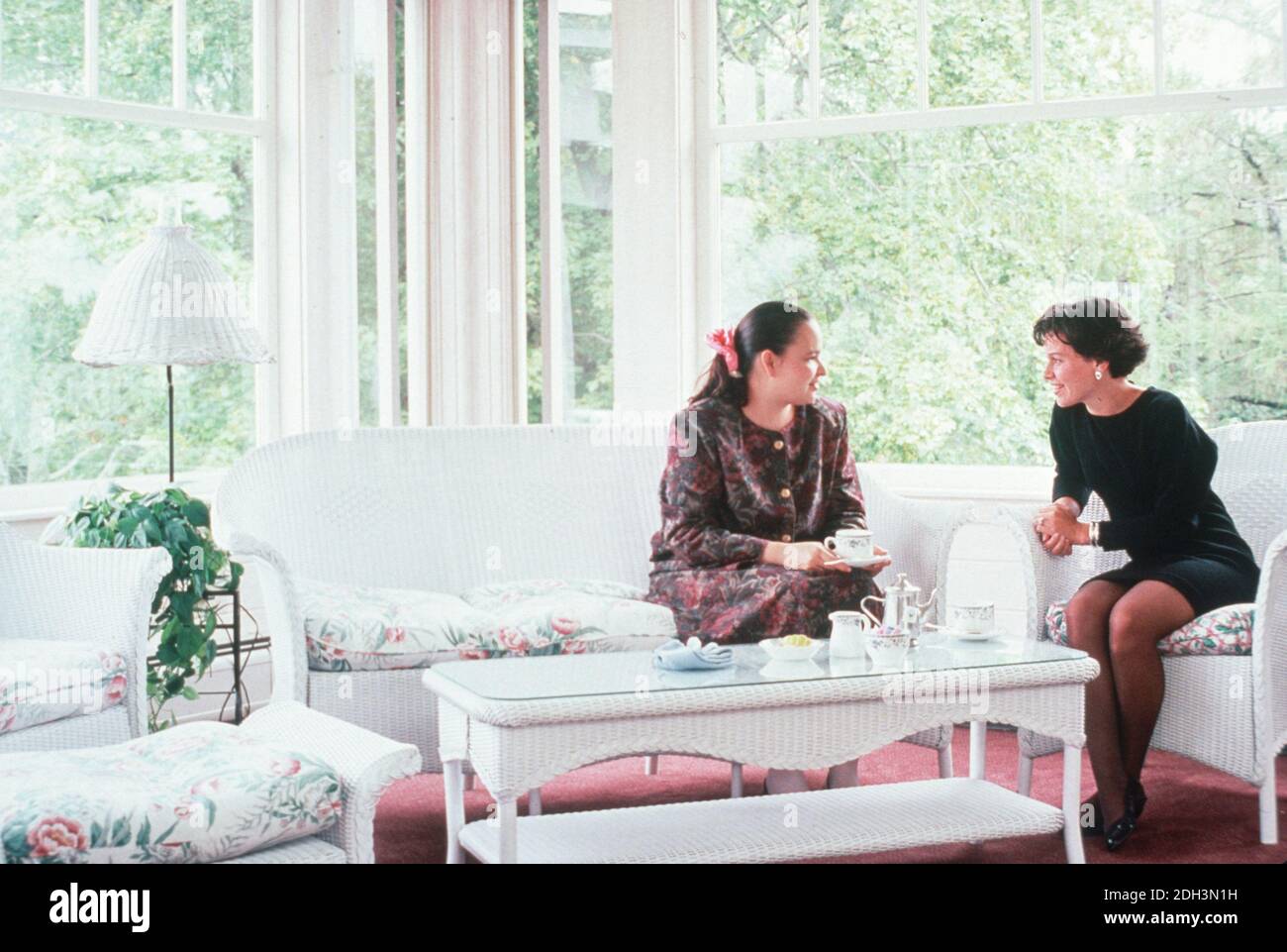 Afternoon tea new england hi-res stock photography and images - Alamy