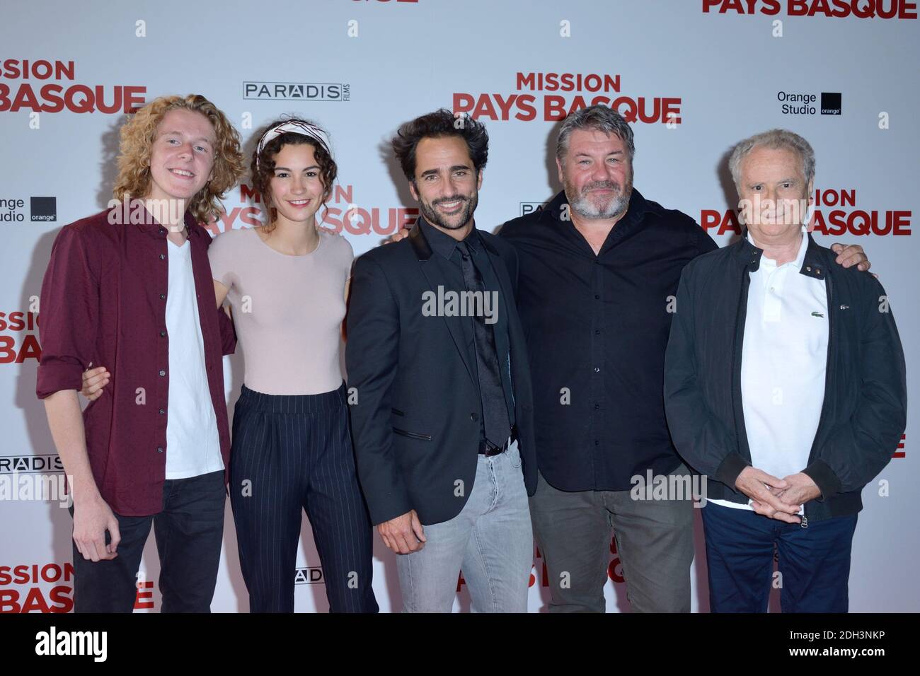 Damien Ferdel, Ilona Bachelier, Florent Peyre, Ludovic Berthillot et Daniel Prevost assistent a ...