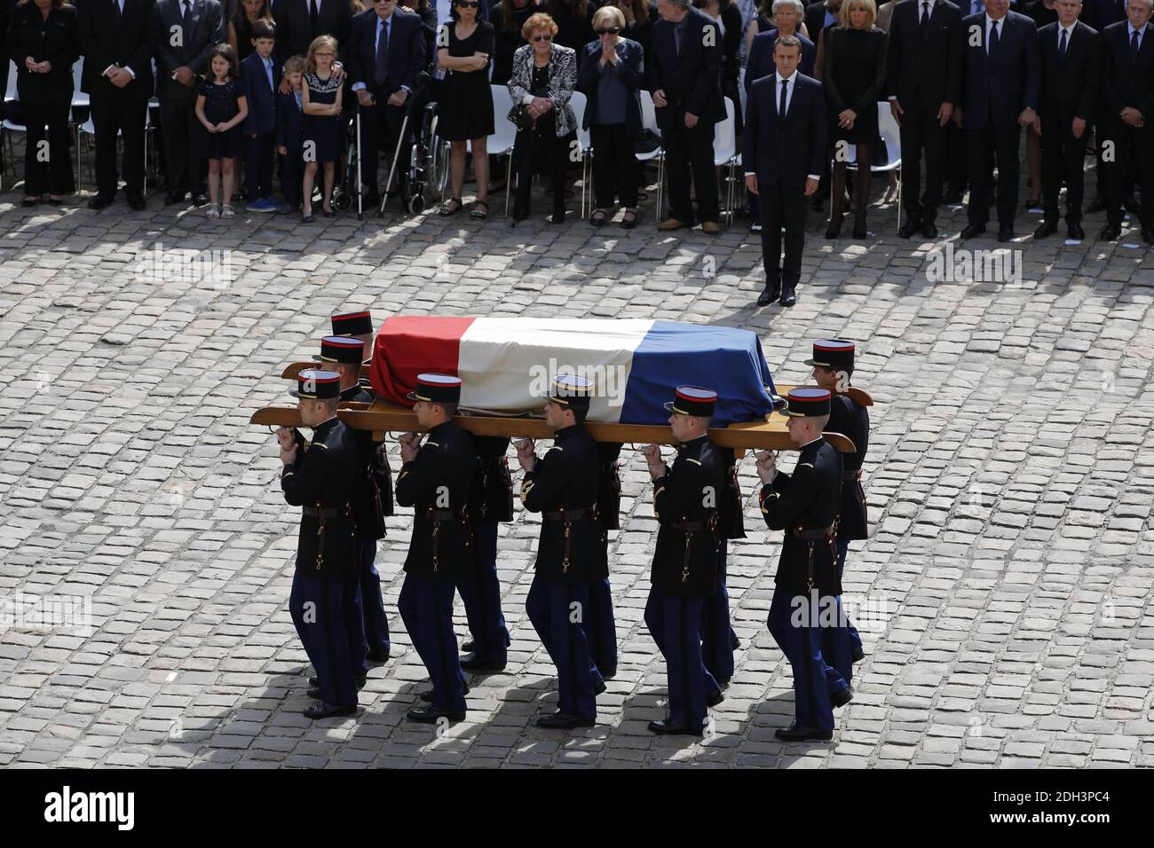 The coffin of Simone Veil attending a tribute ceremony for French ...