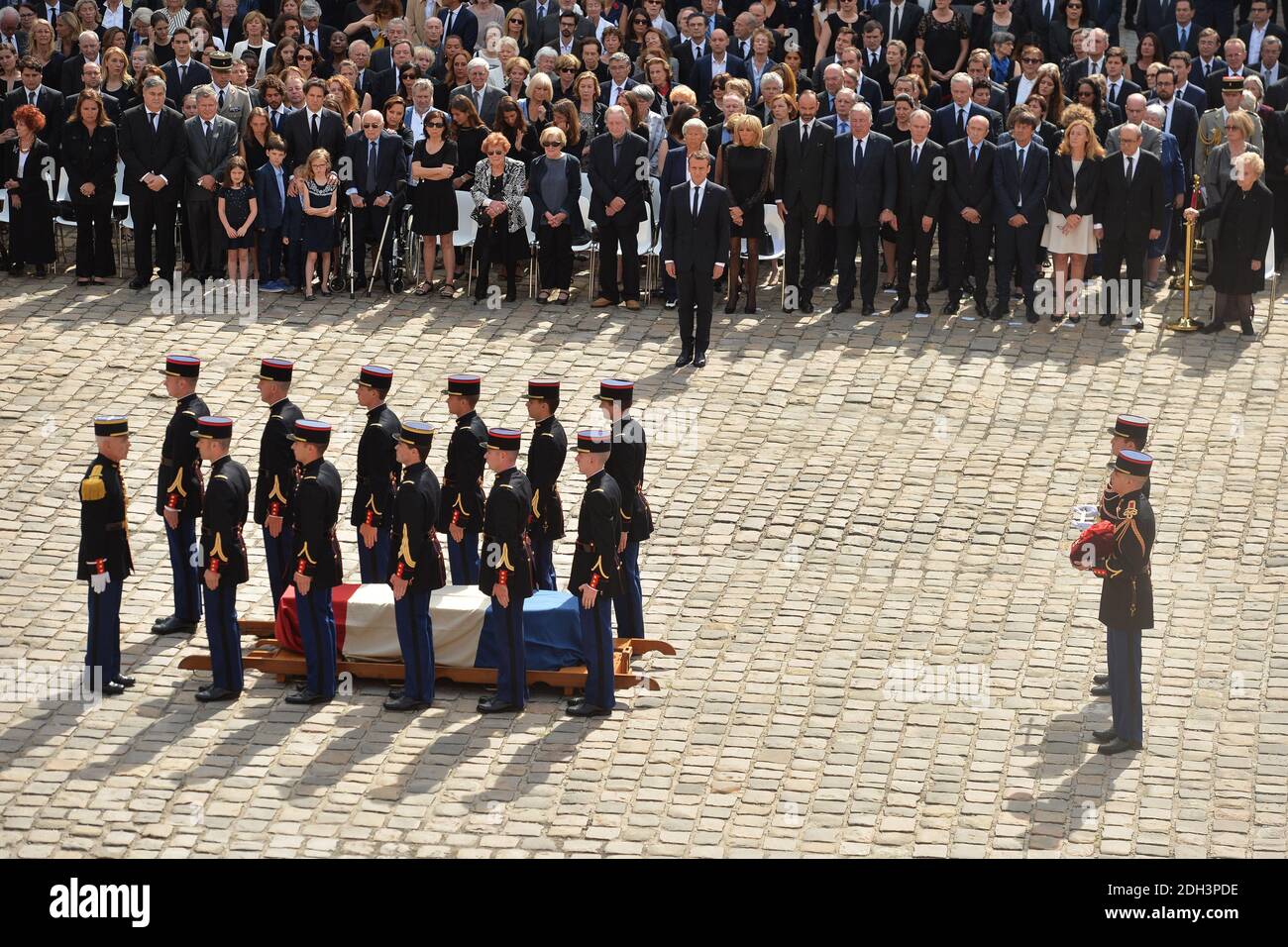 The coffin of Simone Veil attending a tribute ceremony for French ...