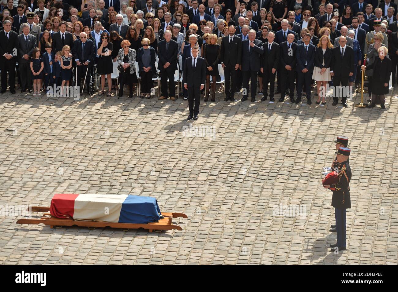 The coffin of Simone Veil attending a tribute ceremony for French ...