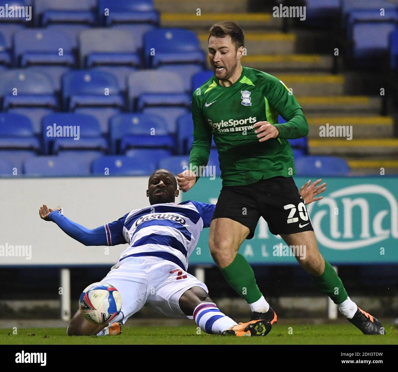 Madejski Stadium, Reading, Berkshire, UK. 9th Dec, 2020. English ...