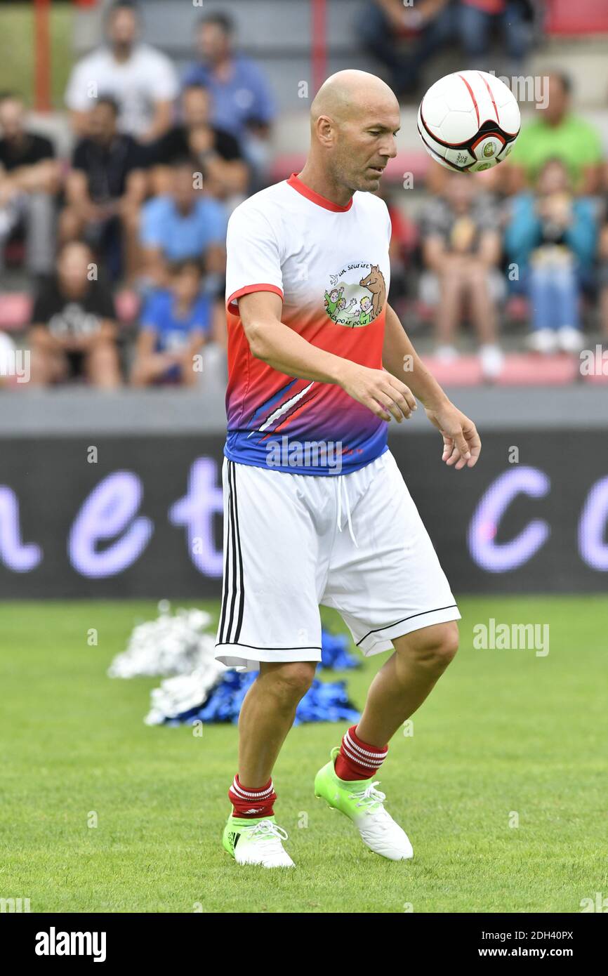 Zinedine Zidane during the France 98 V Stade Toulousain match at the ...