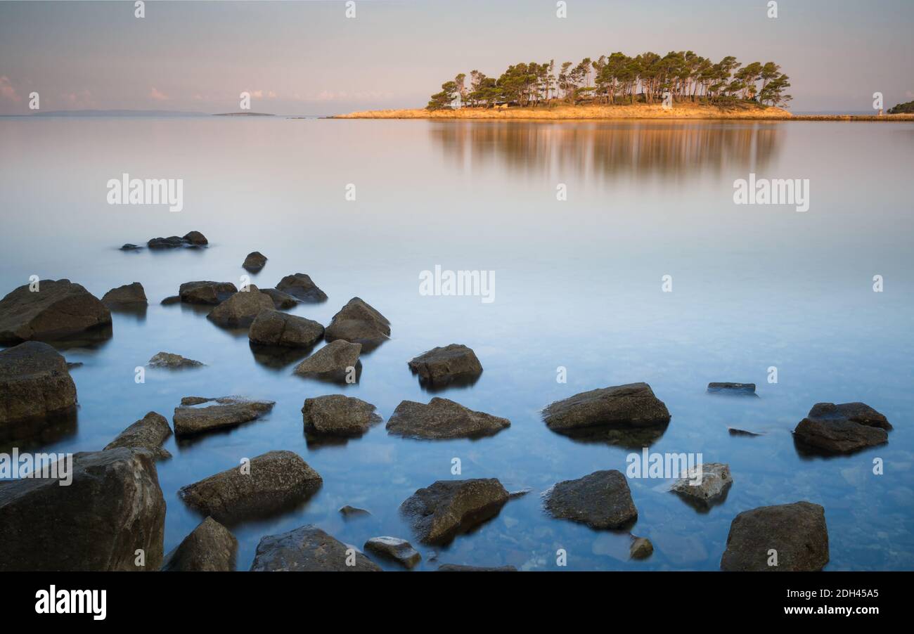 Surface of rocks hi-res stock photography and images - Alamy