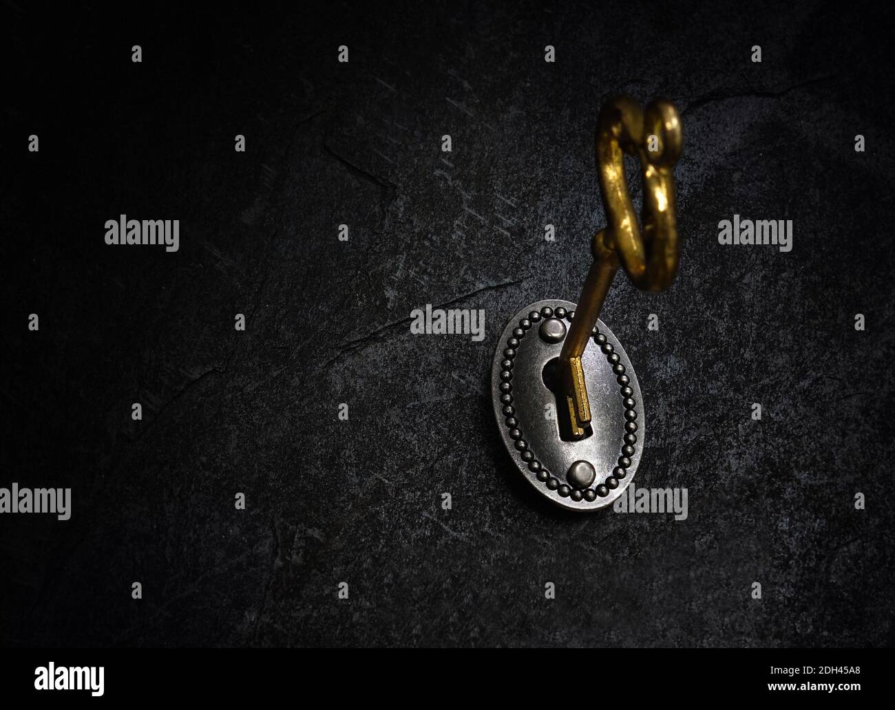 Vintage lock and gold key Stock Photo - Alamy