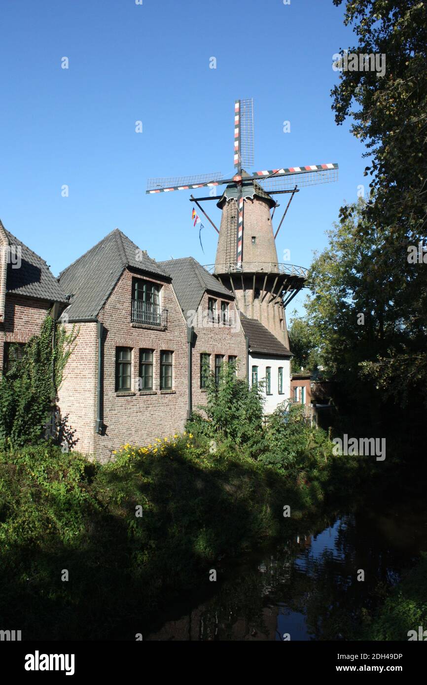 Flour mills historical hi-res stock photography and images - Alamy