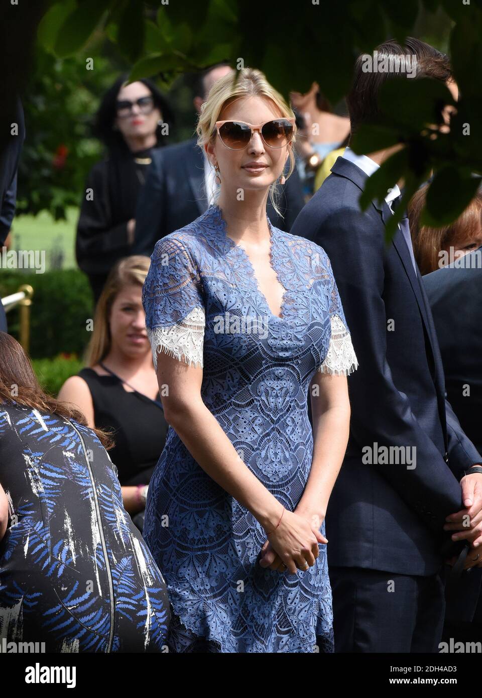 Jared kushner ivanka trump rose garden hi-res stock photography and ...