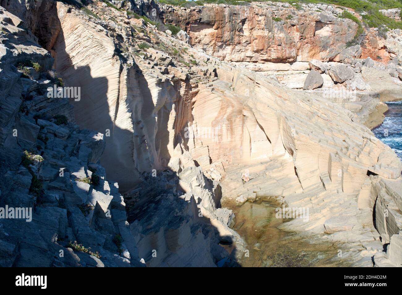 Quarry restoration hi-res stock photography and images - Alamy