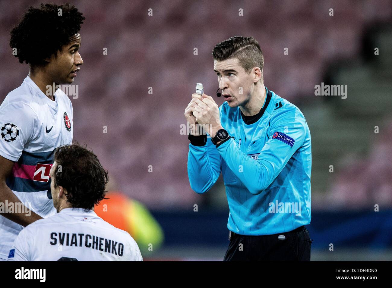 Herning, Denmark. 09th Dec, 2020. Referee Francois Letexier seen in ...