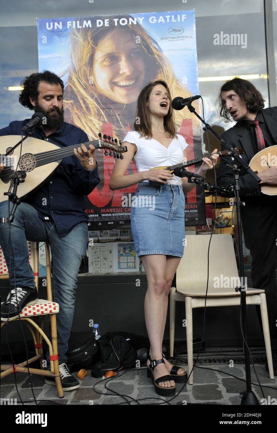 Daphne Patakia performing at the Djam Premiere directed by Tony Gatlif ...