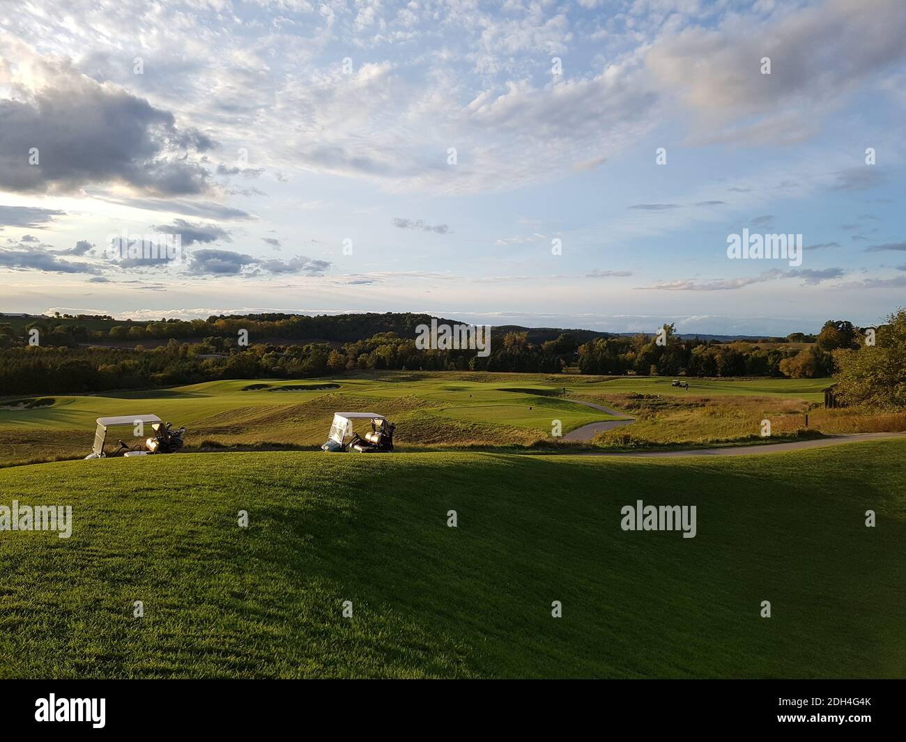 Golfcarts hi-res stock photography and images - Alamy