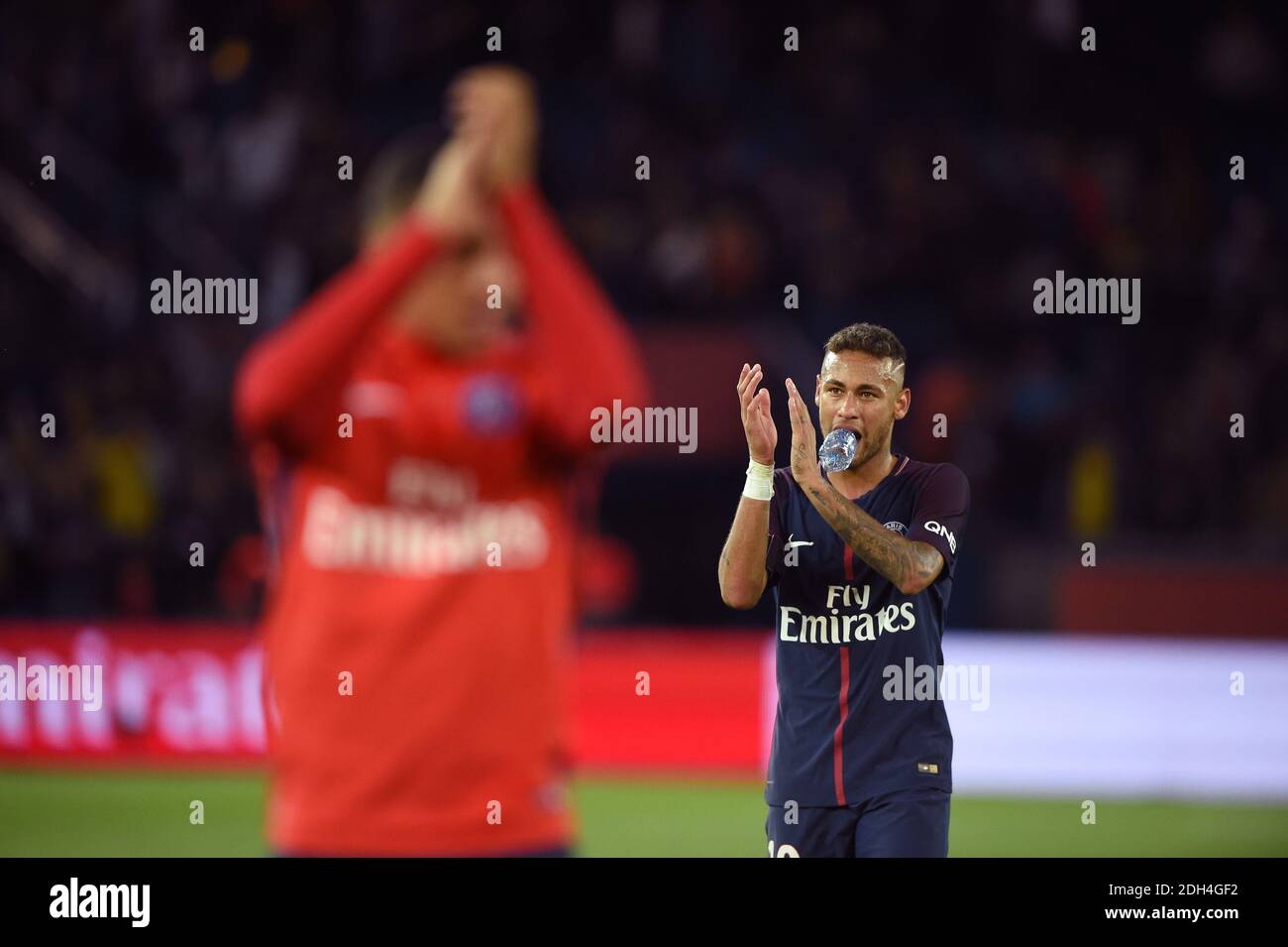 Neymar of psg gestures hi-res stock photography and images - Alamy