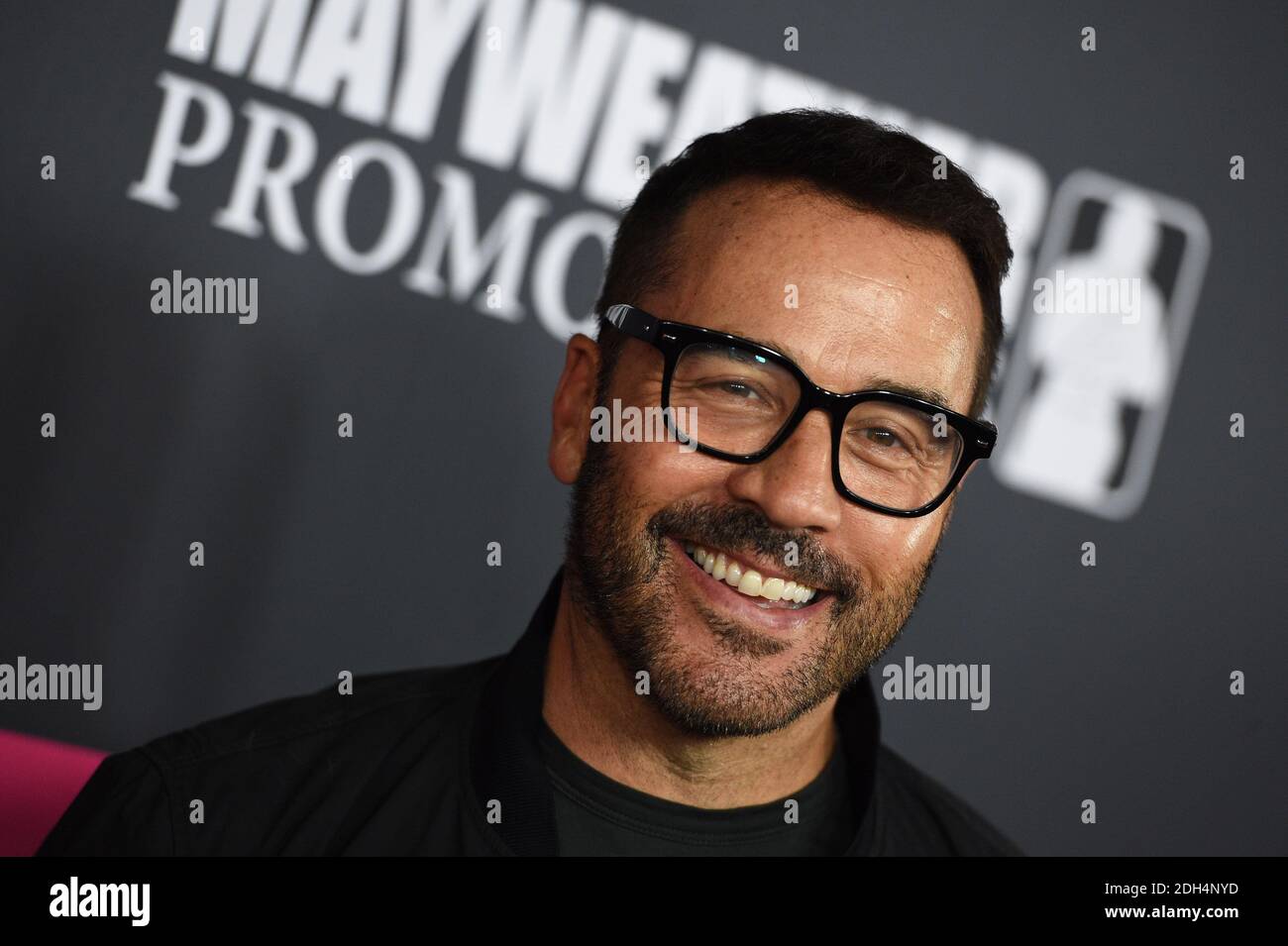 Jeremy Piven attends the Floyd Mayweather Jr vs Conor McGregor fight at ...