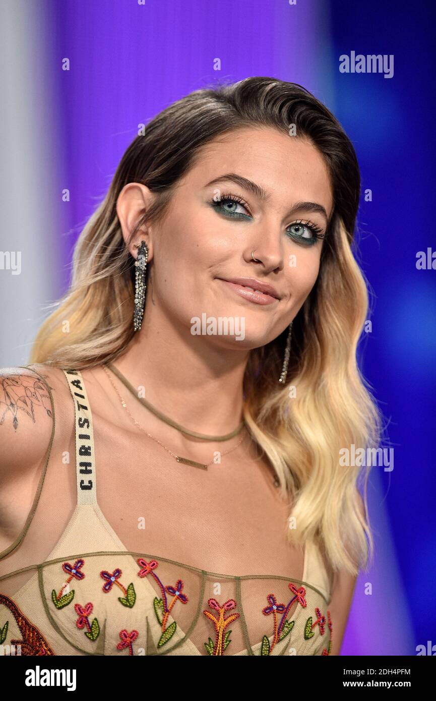 Paris Jackson attends the 2017 MTV Video Music Awards at The Forum on ...
