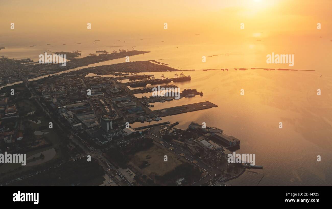 Philippines luzon island manila bay hi-res stock photography and images ...