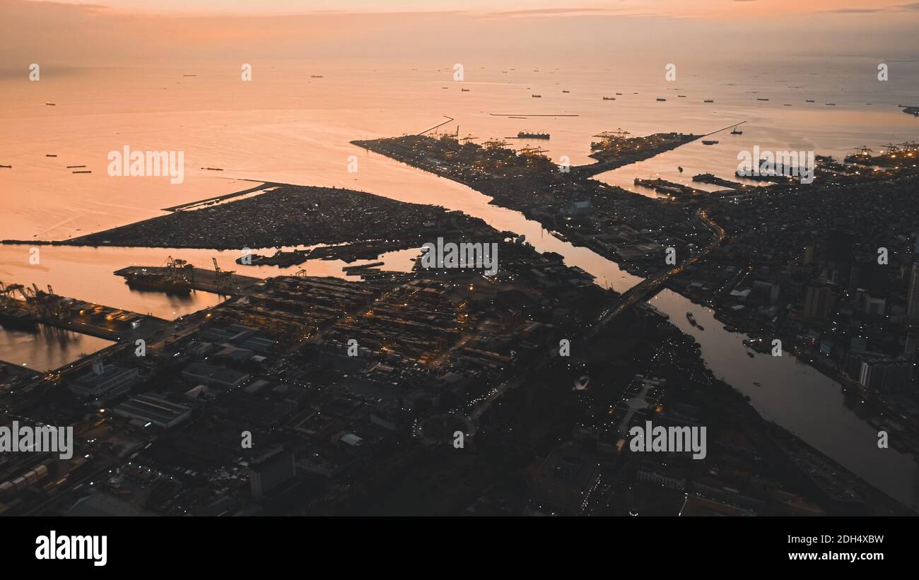 Manila marina hi-res stock photography and images - Alamy