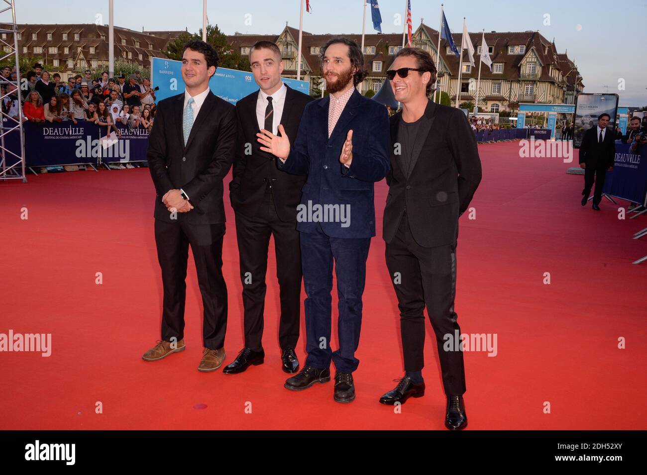 Robert Pattinson, Benny Safdie, Josh Safdie, Oscar Boyson attending the ...