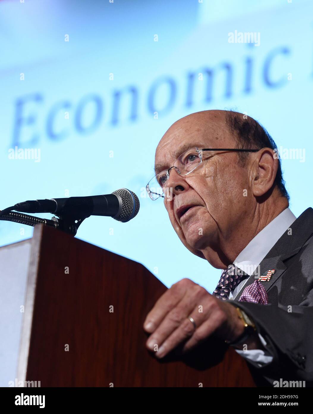 Chamber of commerce kuwait hi-res stock photography and images - Alamy