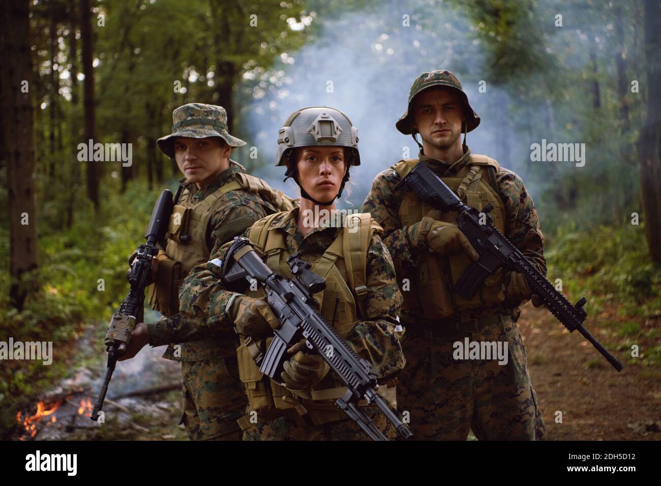 Us army special group soldier hi-res stock photography and images - Alamy