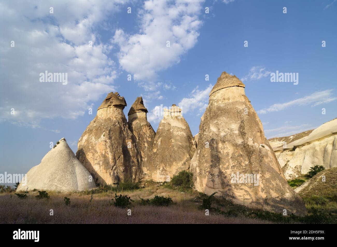 Europe turkey cappadocia zelve hi-res stock photography and images - Alamy