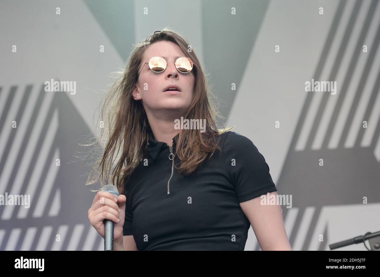 Fishbach, (alias Flora Fischbach) performing during Fnac Live 2017 at ...