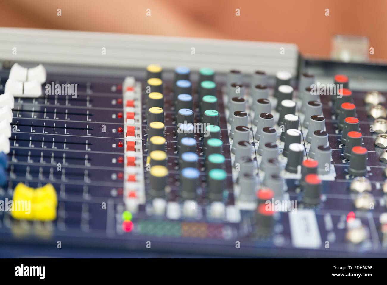 Sound disc recording hi-res stock photography and images - Alamy