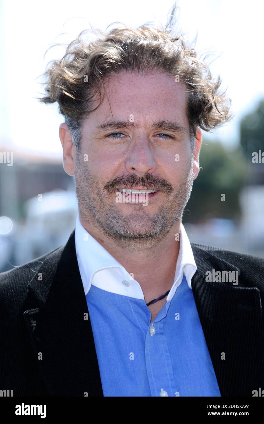 Phillip Schurer assiste a un photocall pour le film La Consolation lors ...