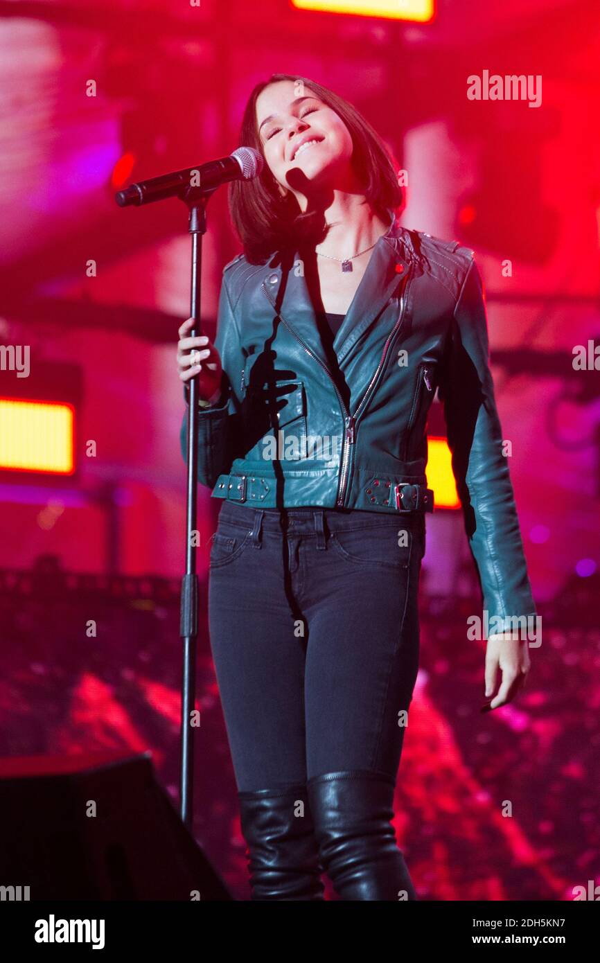 Marina Kaye at concert after the attribution wednesday of the Olympic ...